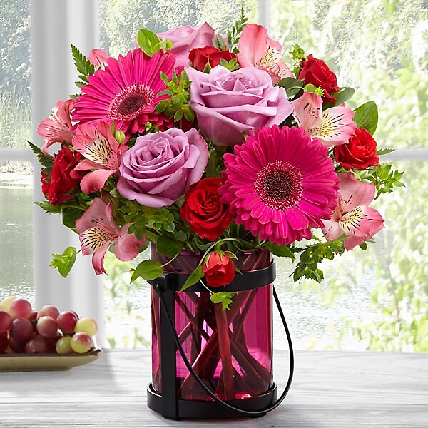 Pinky bouquet arranged by a florist in Wantagh, NY USA : Abby's ...