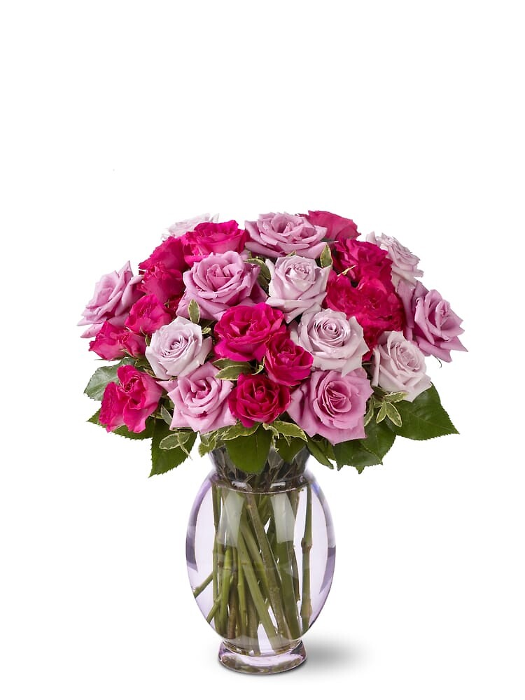Mixed pink sweetheart roses arranged by a florist in Wantagh, NY USA ...
